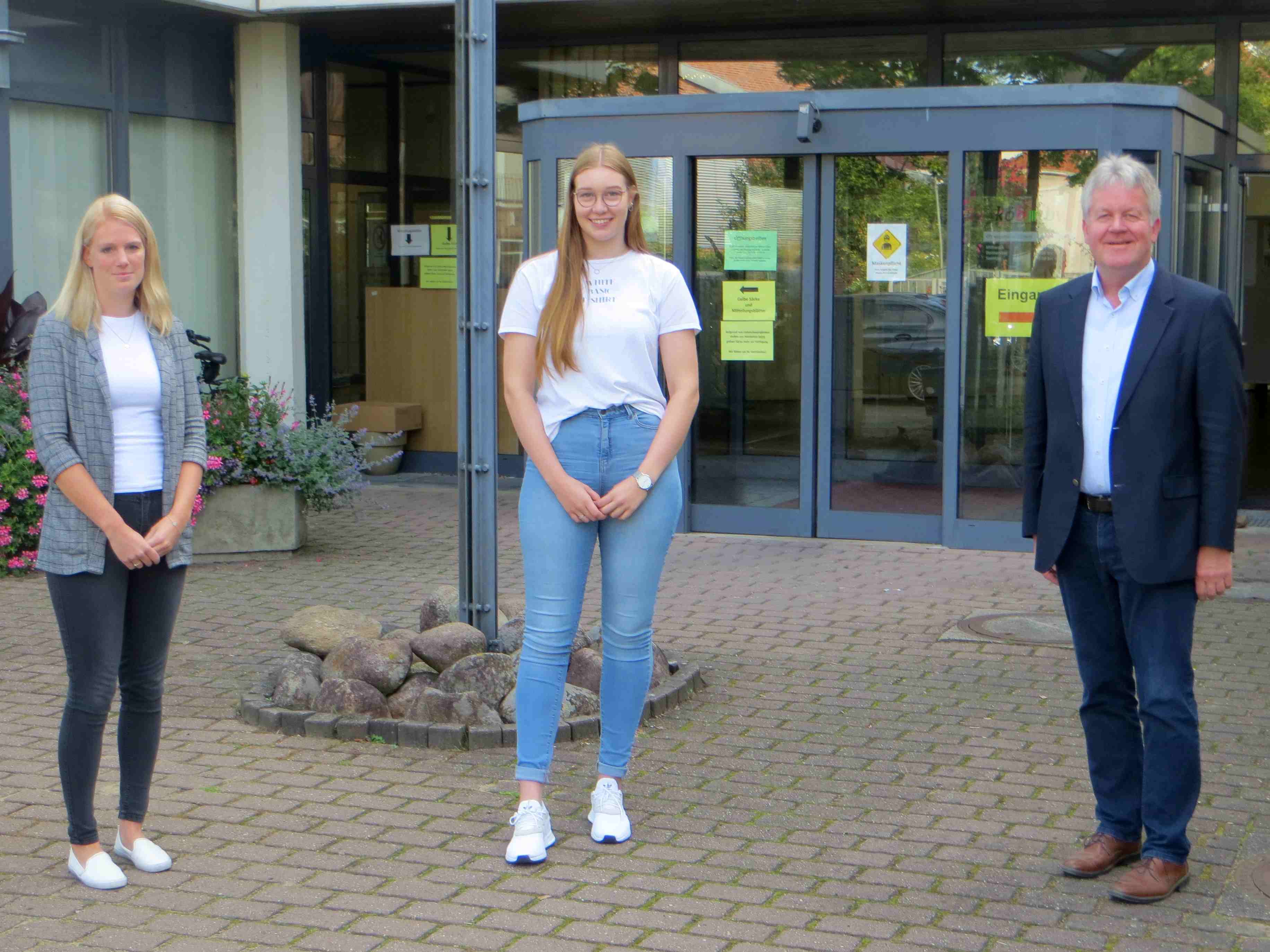 Begrüßung einer neuen Auszubildenden