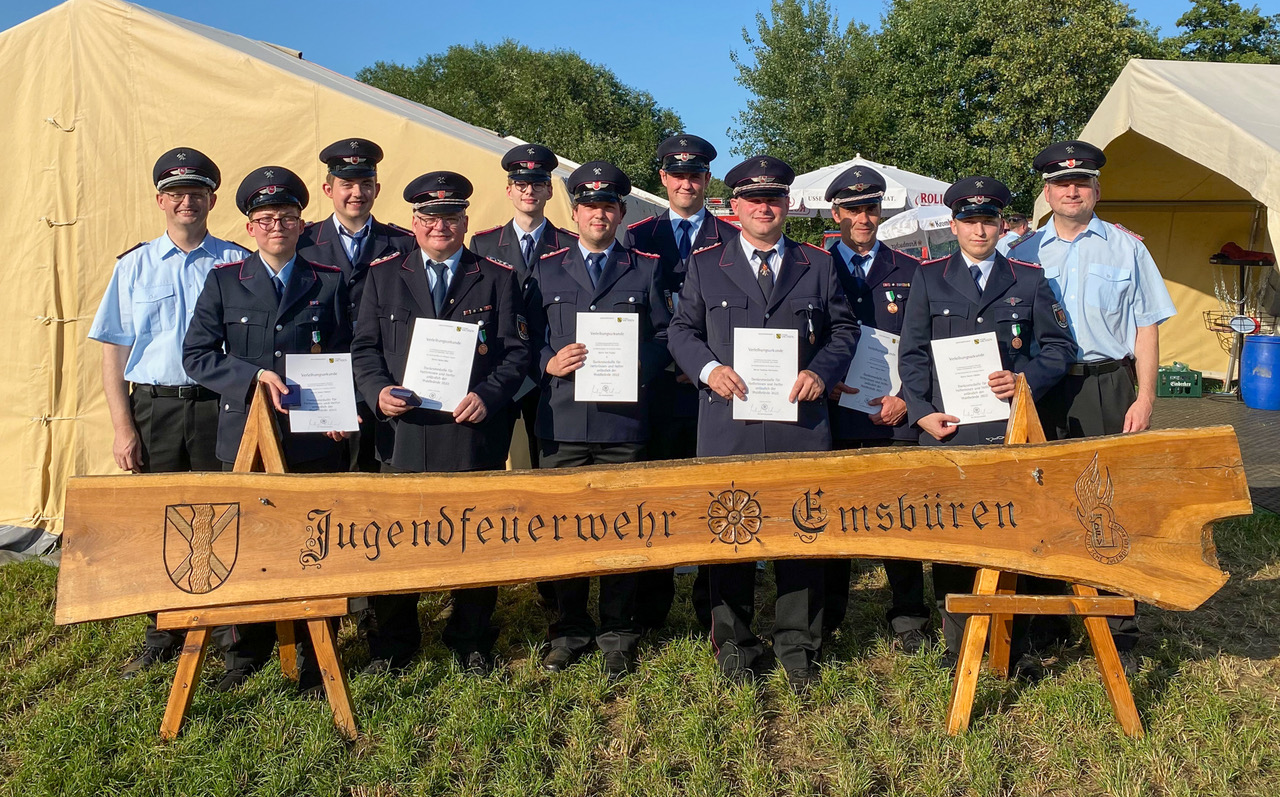 Ehrung beim Kreisjugendfeuerwehrzeltlager